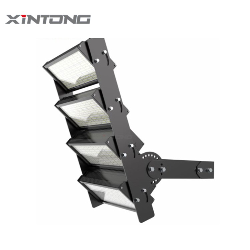 China 30M LED High Mast Flood Light Pole With Climb Ladder Manufacture ...